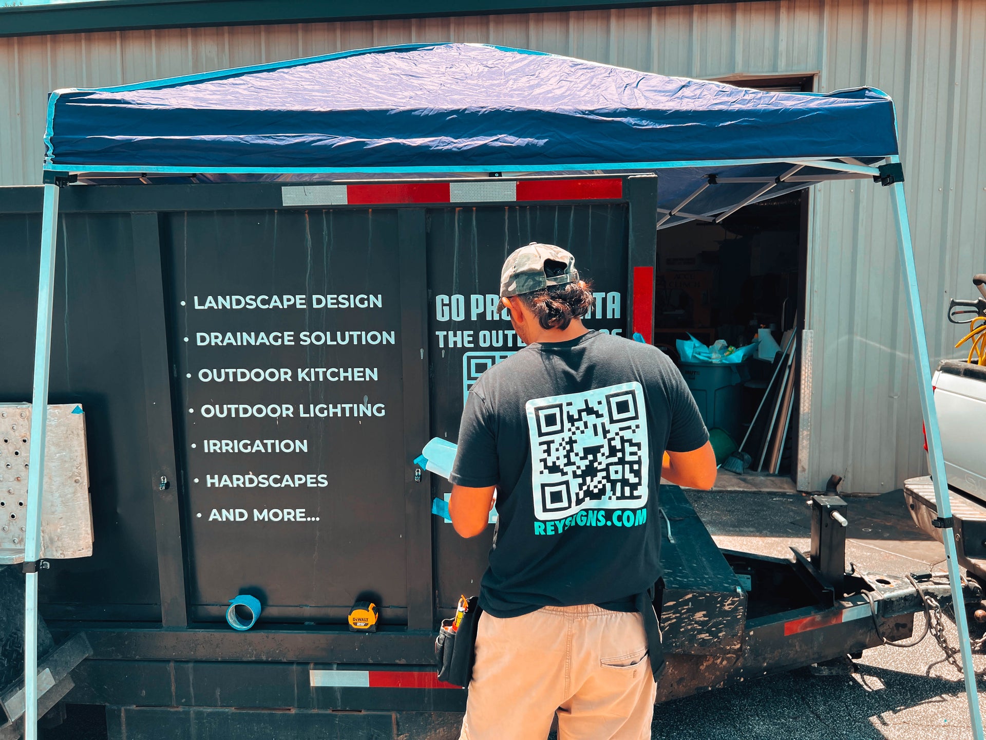 DOT DECALS – ReySigns
